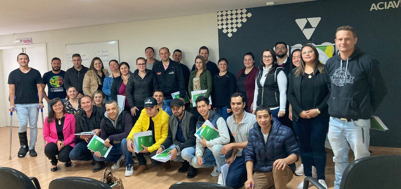 TRILHAS DE DESENVOLVIMENTO DE LIDERANÇAS MASTER - Master TRILHAS DE DESENVOLVIMENTO DE LIDERANÇAS MASTER - Master